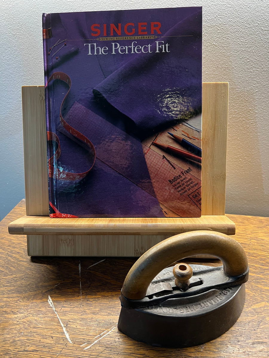 Singer the Perfect Fit – Darrell Thomas Textiles